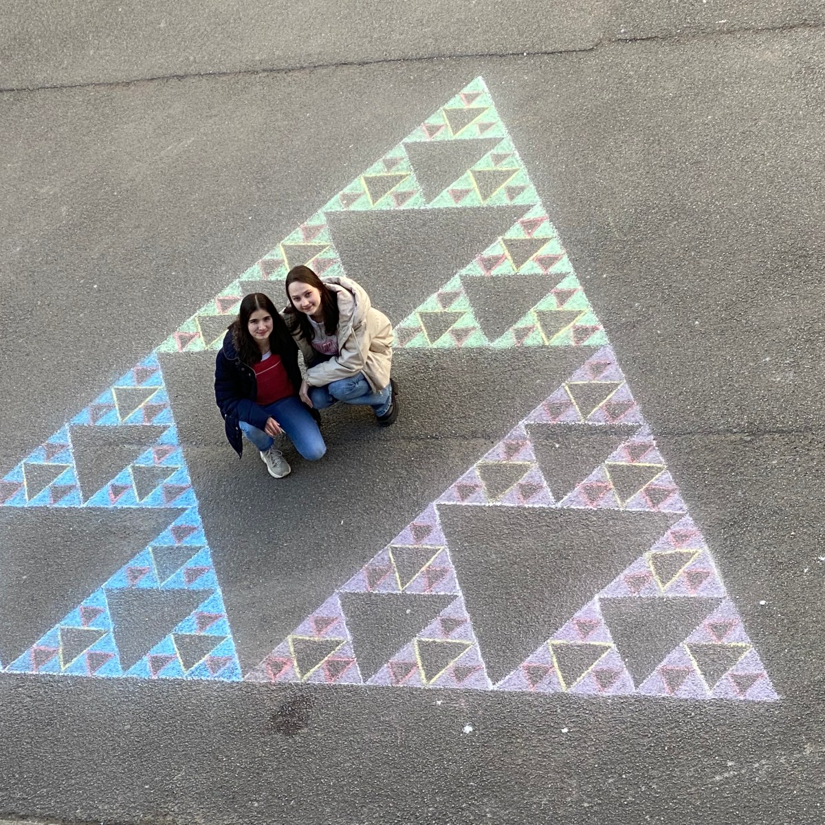 CNER BLOG – blogul școlii